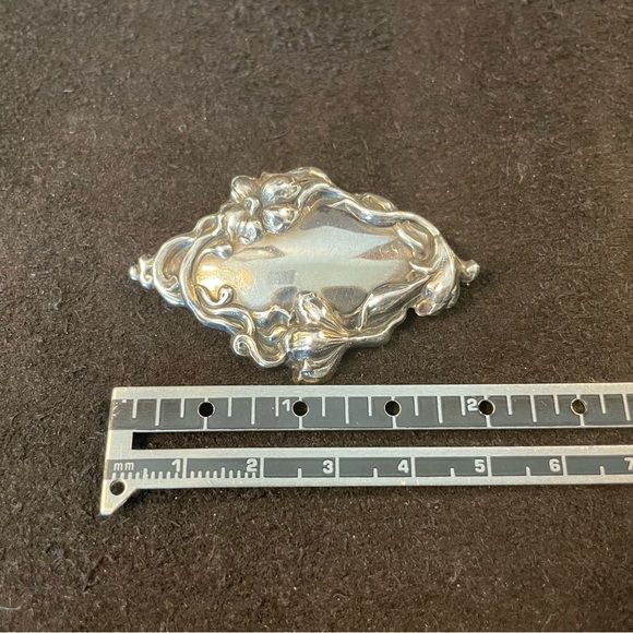 925 | Jewelry | Vintage Art Nouveau Repousse Brooch | Poshmark